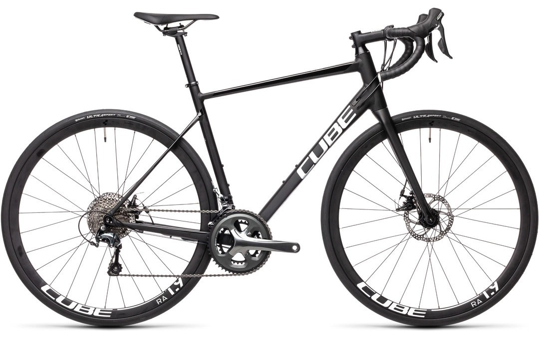 Cube 2021 Attain Race Revolution Cycle